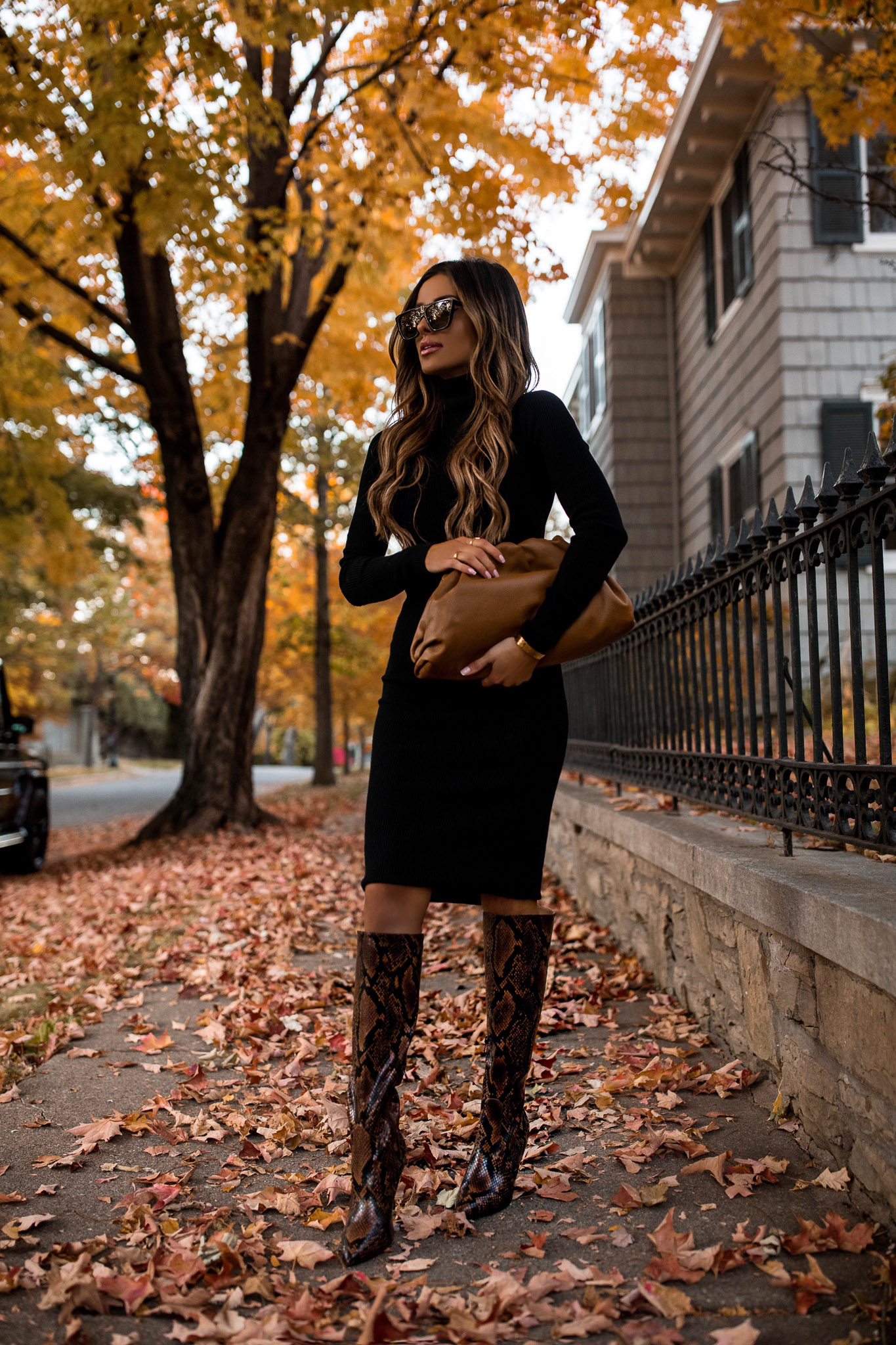 All Black Outfits That Are Perfect For Fall - Mia Mia Mine