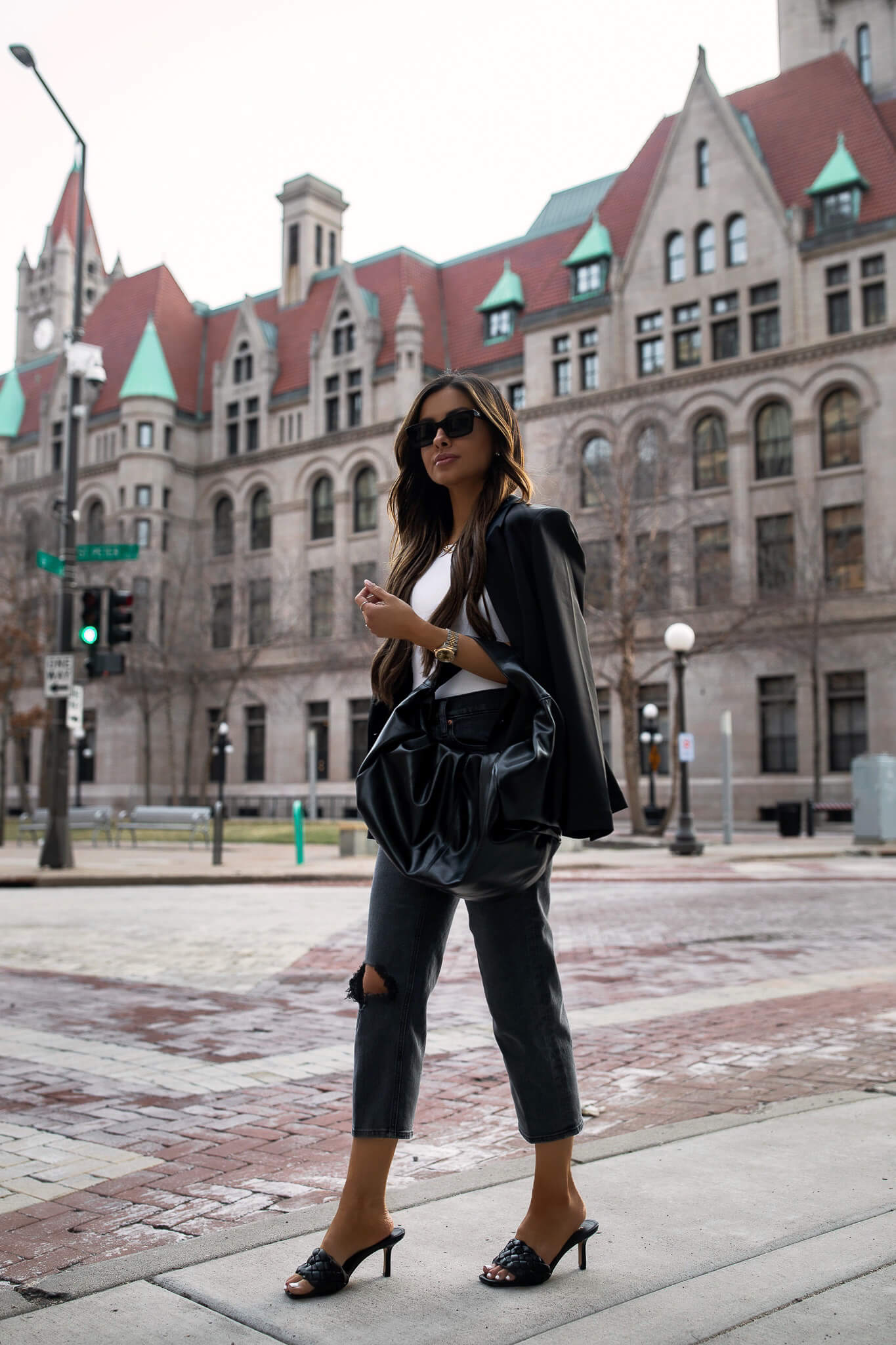 The Best Basics for Easy Spring Outfits - Mia Mia Mine