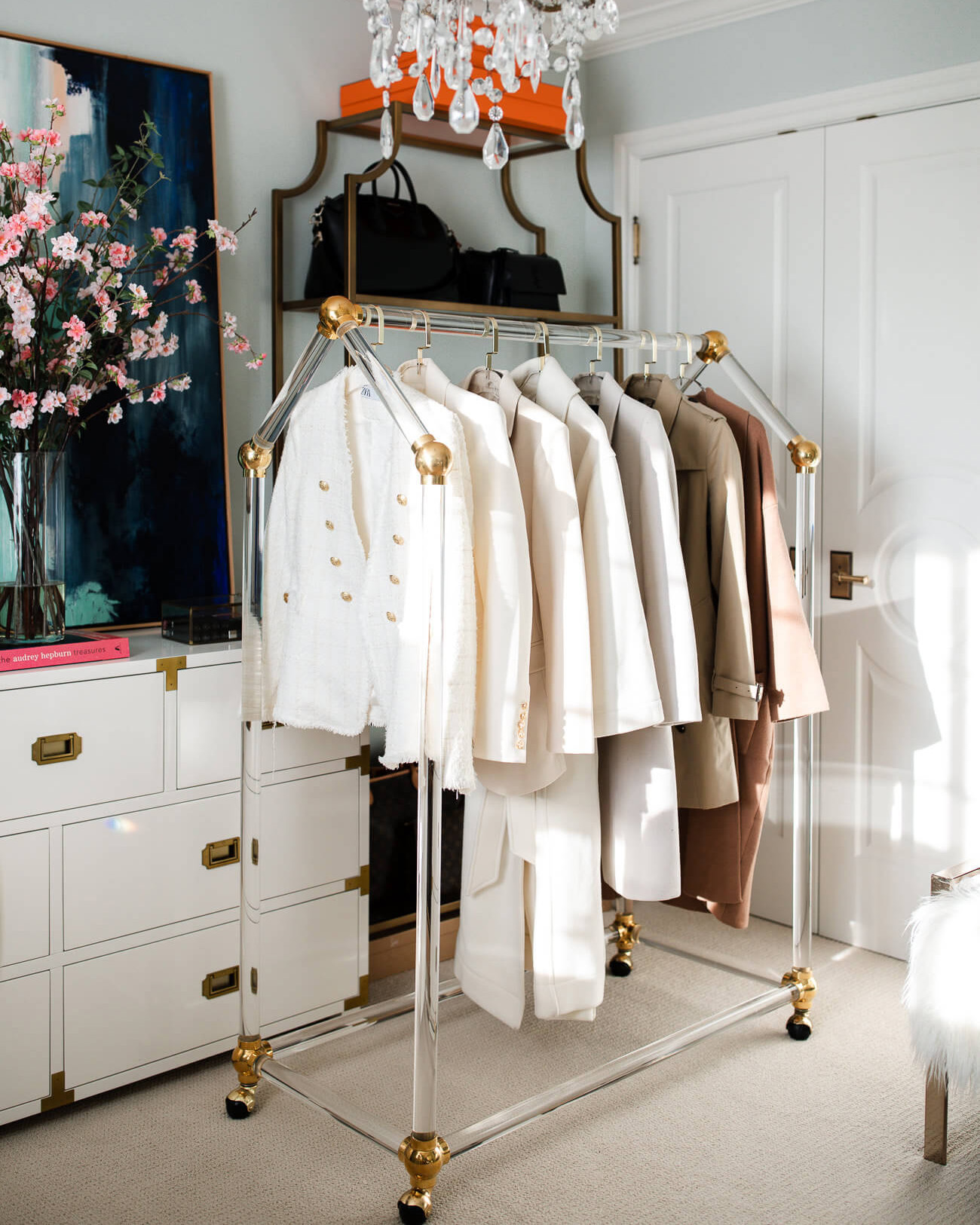 8 Steps to Organize Your Closet in 2025 - Mia Mia Mine
