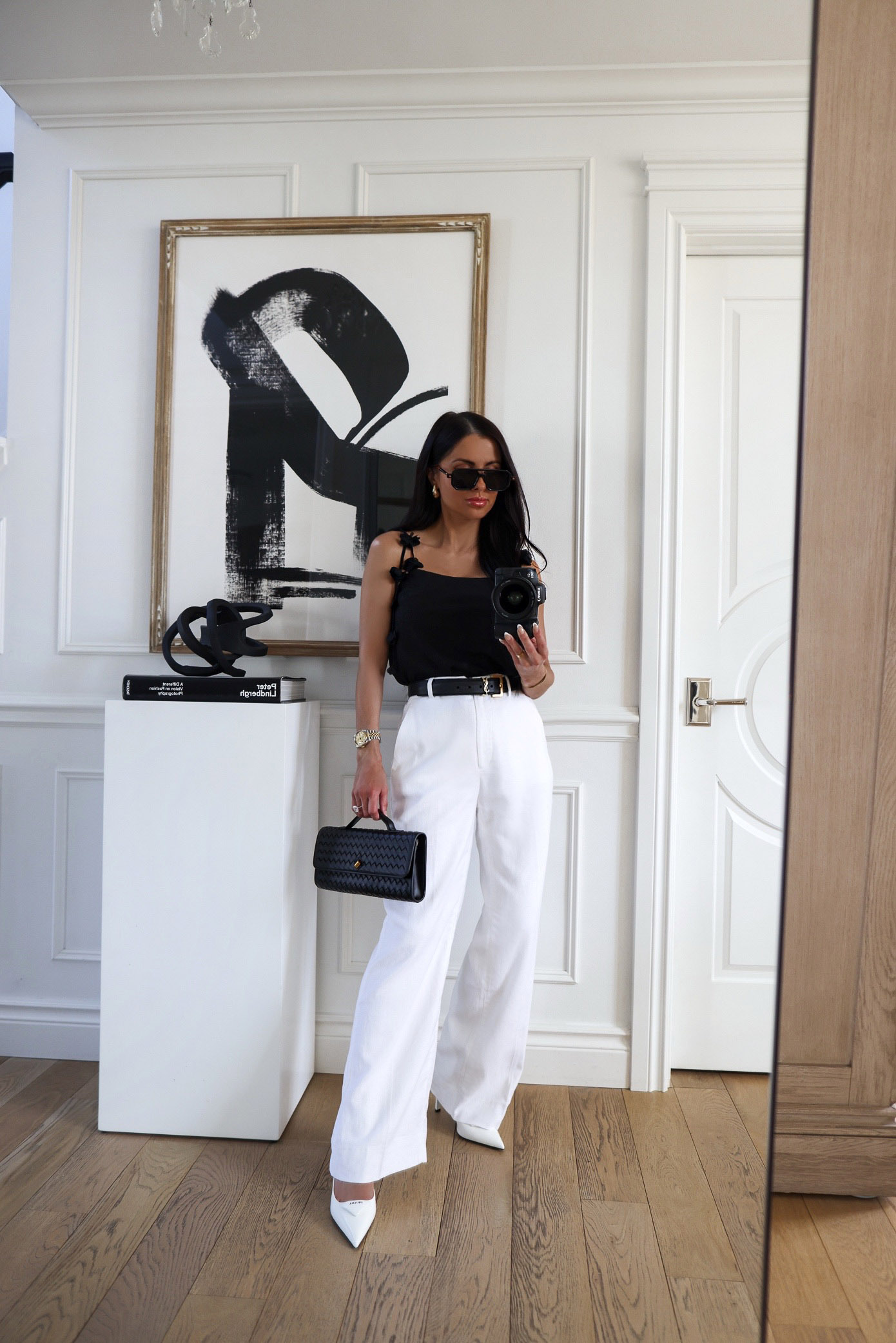 The Chicest White Bottoms for a Polished Spring Wardrobe - Mia Mia Mine